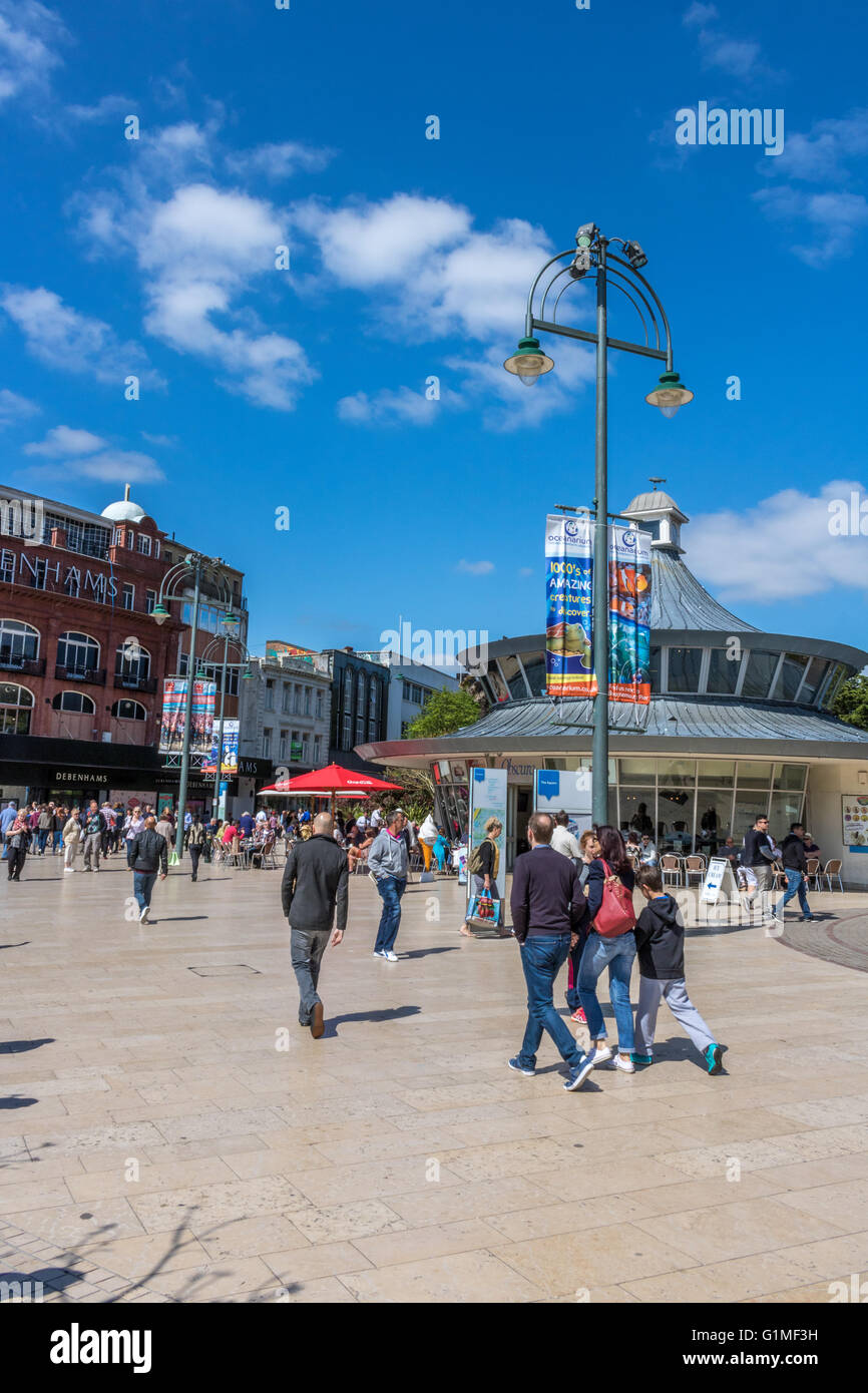 Bournemouth square hi-res stock photography and images - Alamy