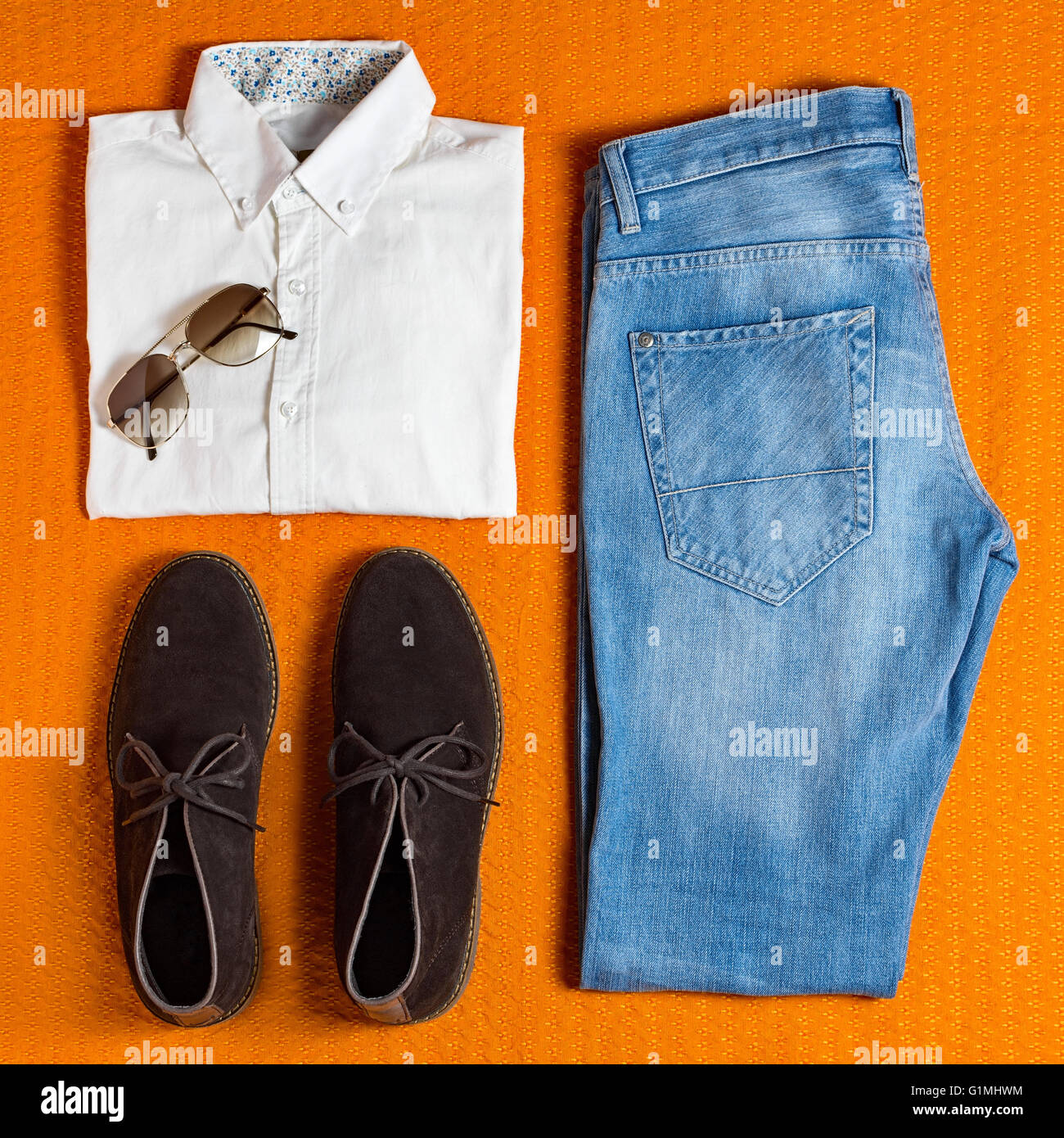 Lay flat clothing hi-res stock photography and images - Alamy