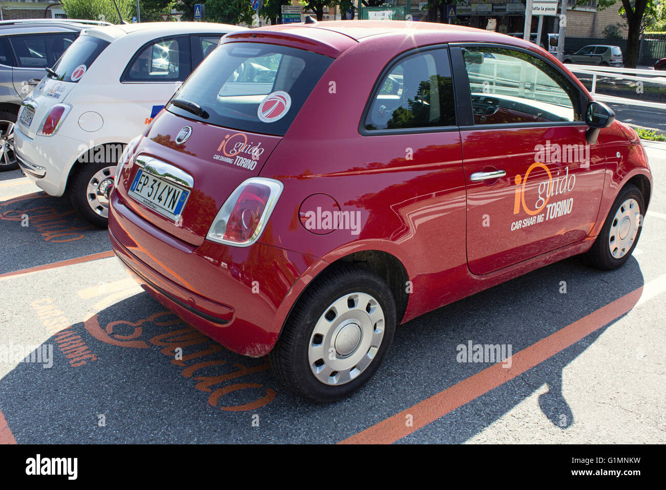 Fiat car charging hi-res stock photography and images - Alamy