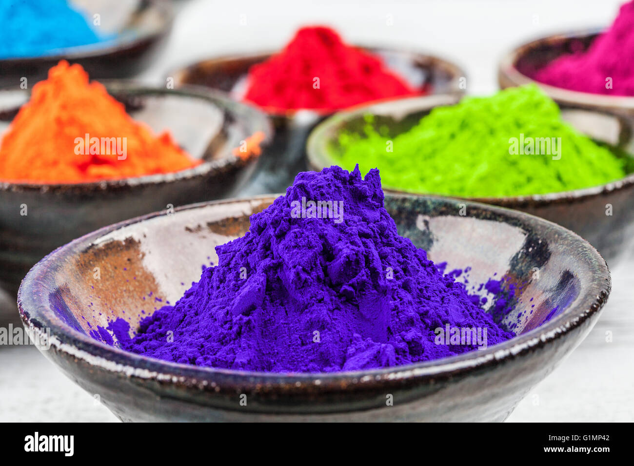 Indian holi powder hi-res stock photography and images - Alamy