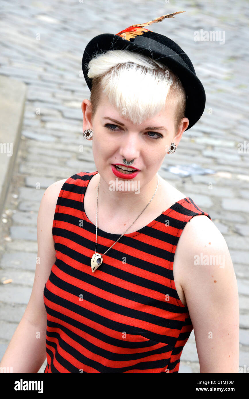 Street talent showcase hi-res stock photography and images - Alamy