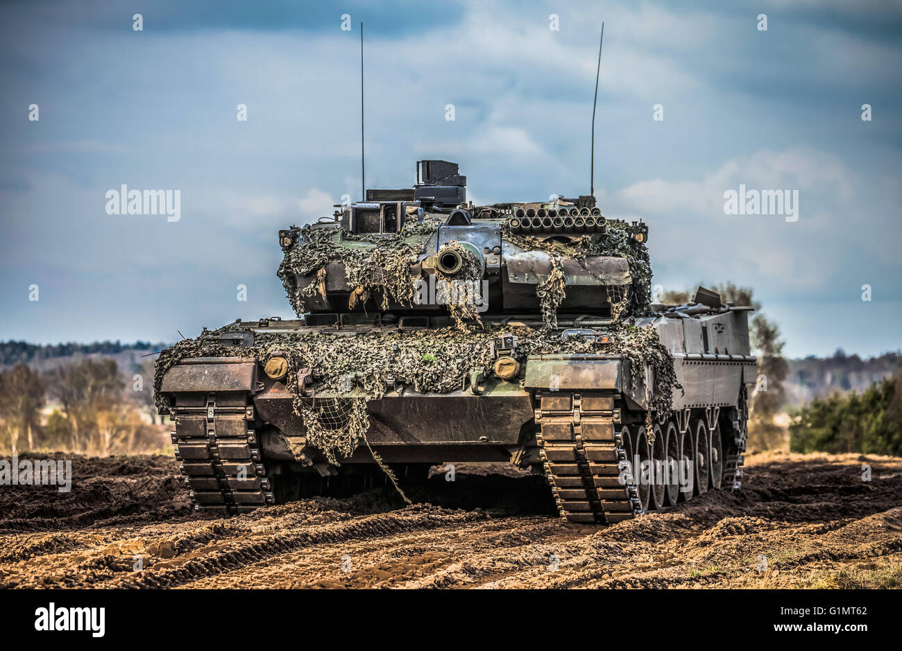 german main battle tank stands in position to shoot Stock Photo - Alamy