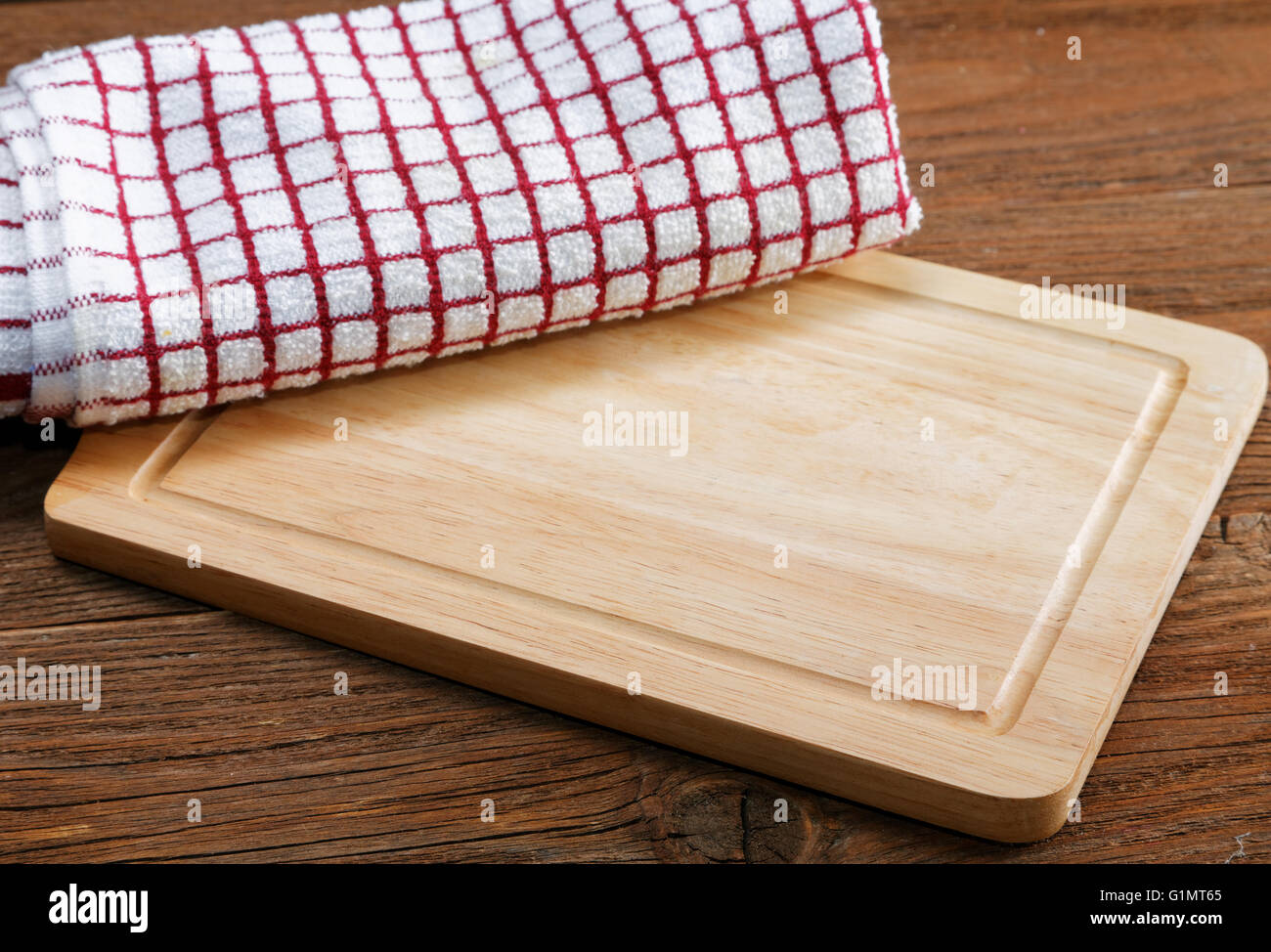 Table setting vintage cutting hi-res stock photography and images - Alamy