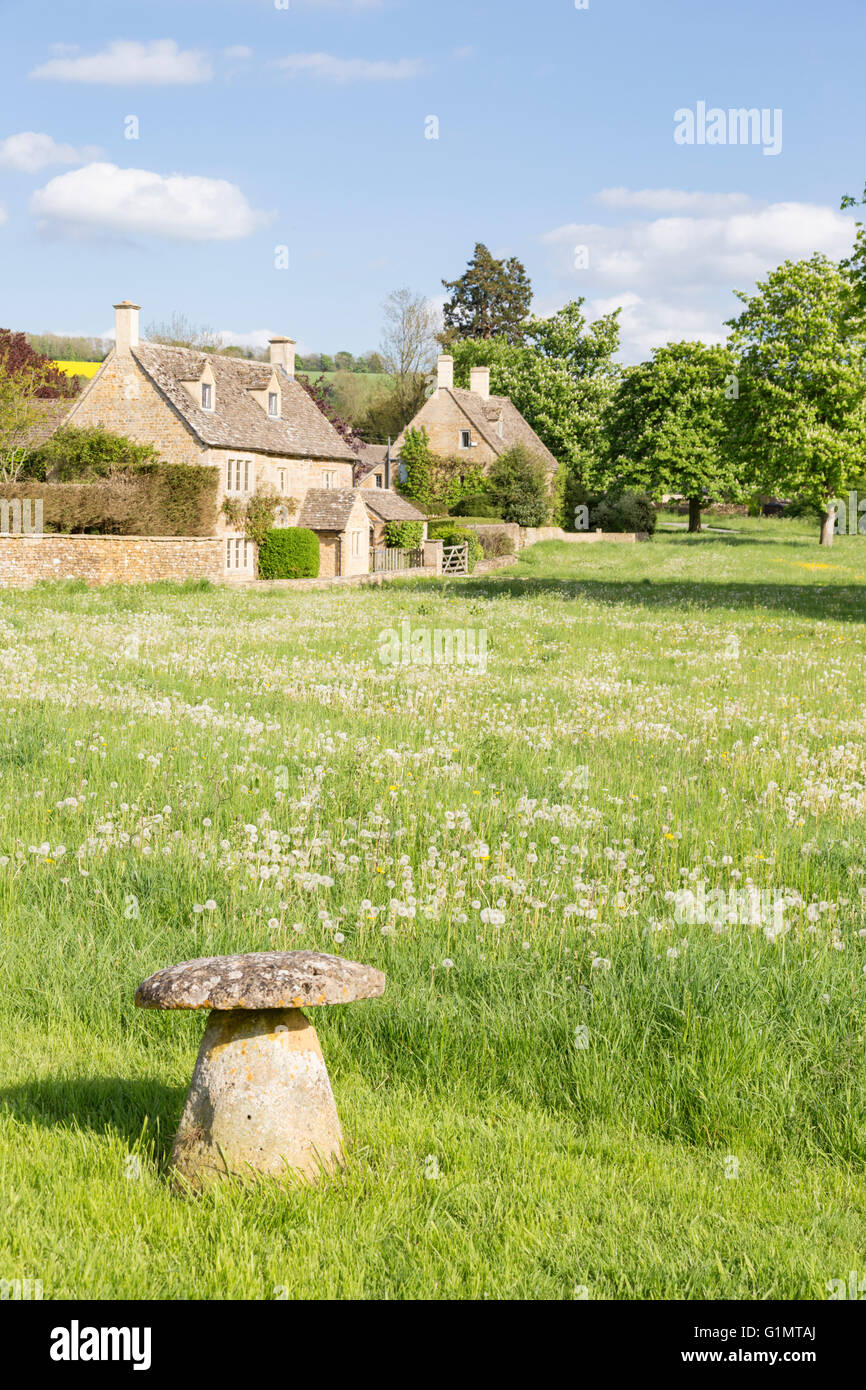 The picturesque Cotswold village of Wyck Rissington, Gloucestershire ...