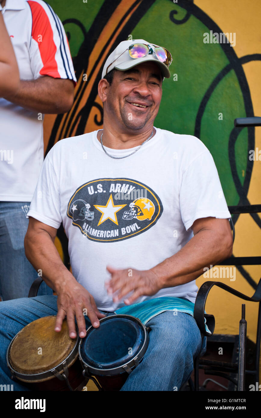 Bongos historical hi-res stock photography and images - Alamy