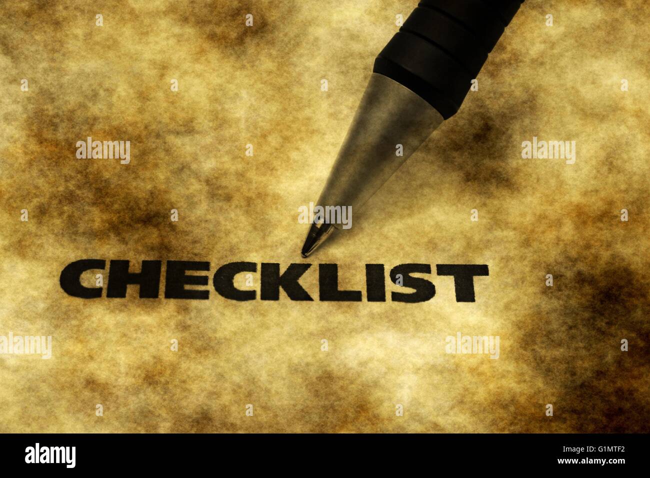 Checklist grunge concept Stock Photo - Alamy