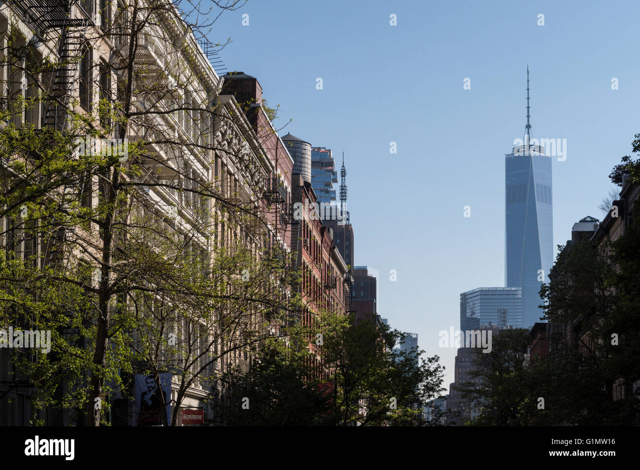 Architecture building tower soho hi-res stock photography and images ...