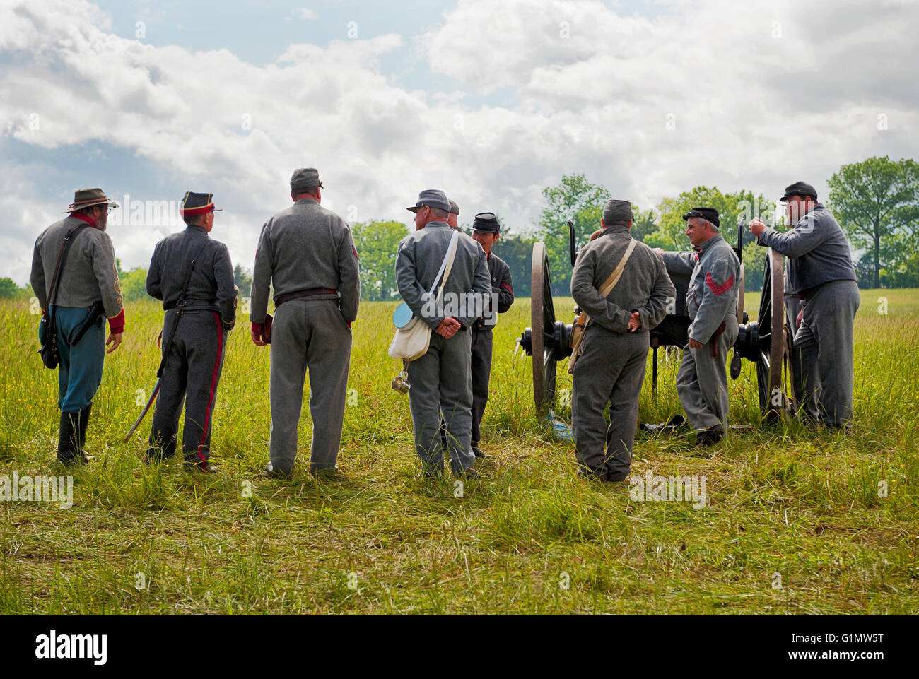 Confederate Soldiers Civil War Stock Photos & Confederate Soldiers ...