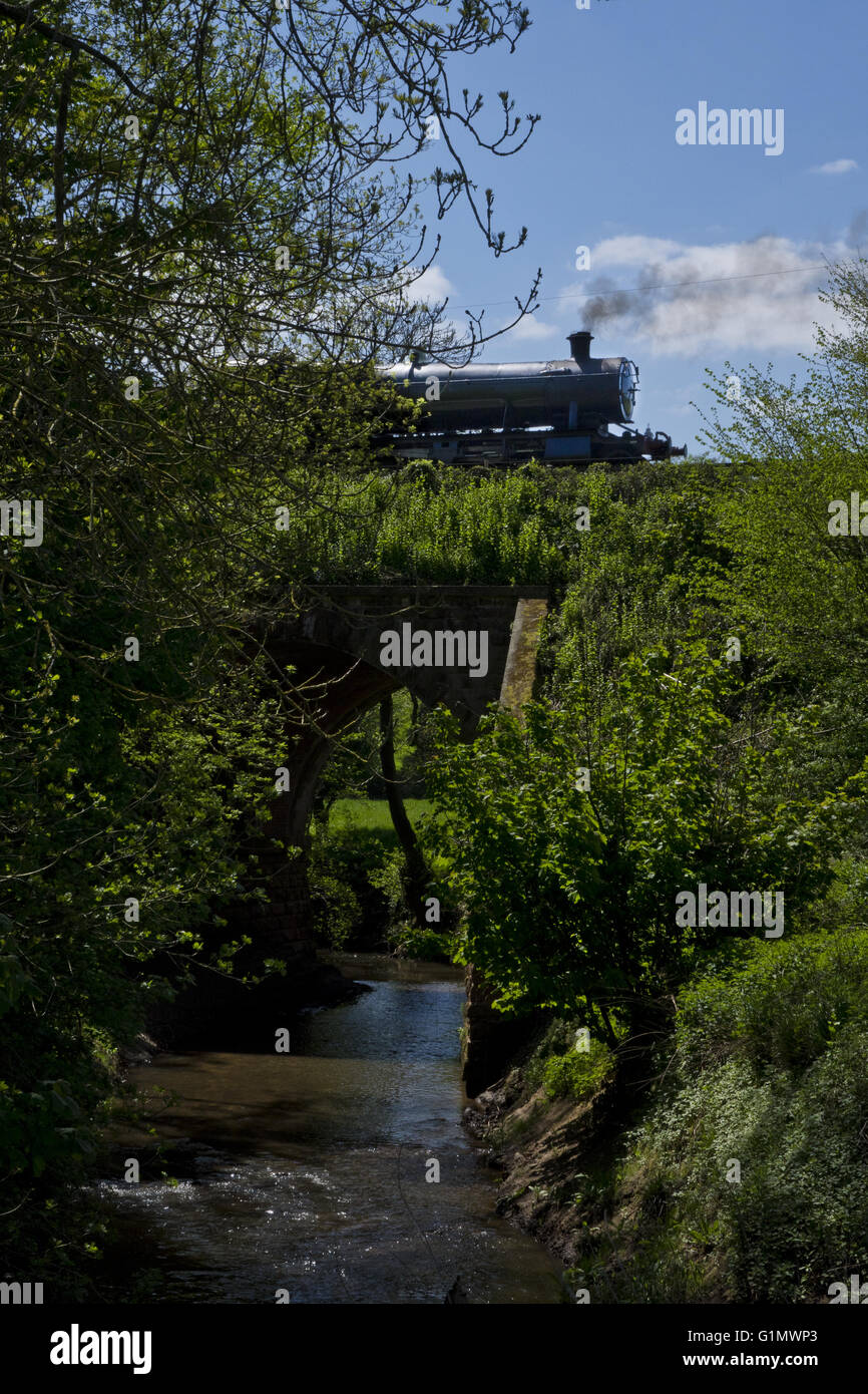 Mor brook bridge hi-res stock photography and images - Alamy
