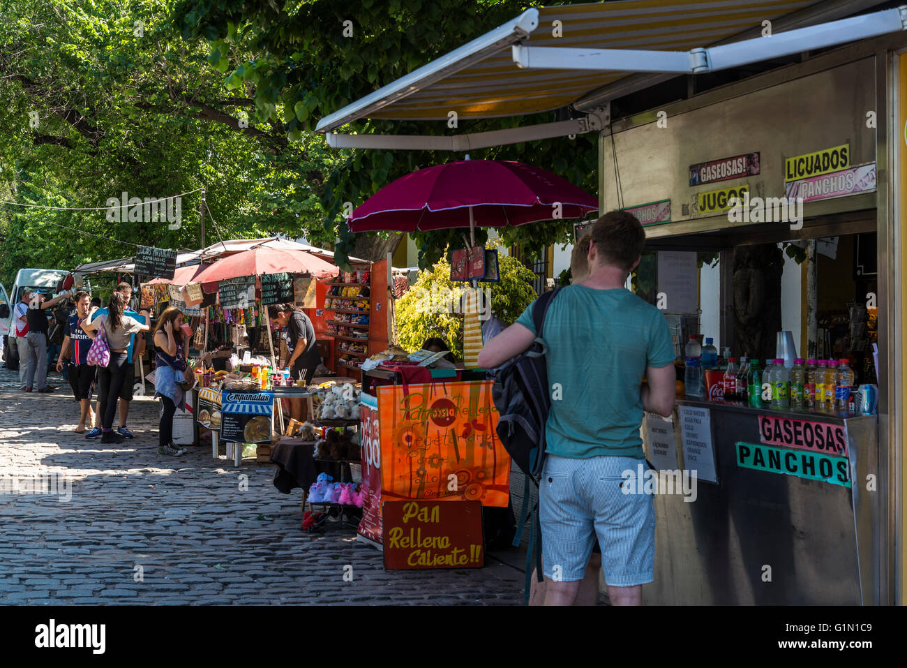 Buenos aires recoleta market hi-res stock photography and images - Alamy