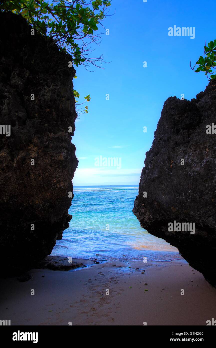 Bali beach blue sky hi-res stock photography and images - Alamy