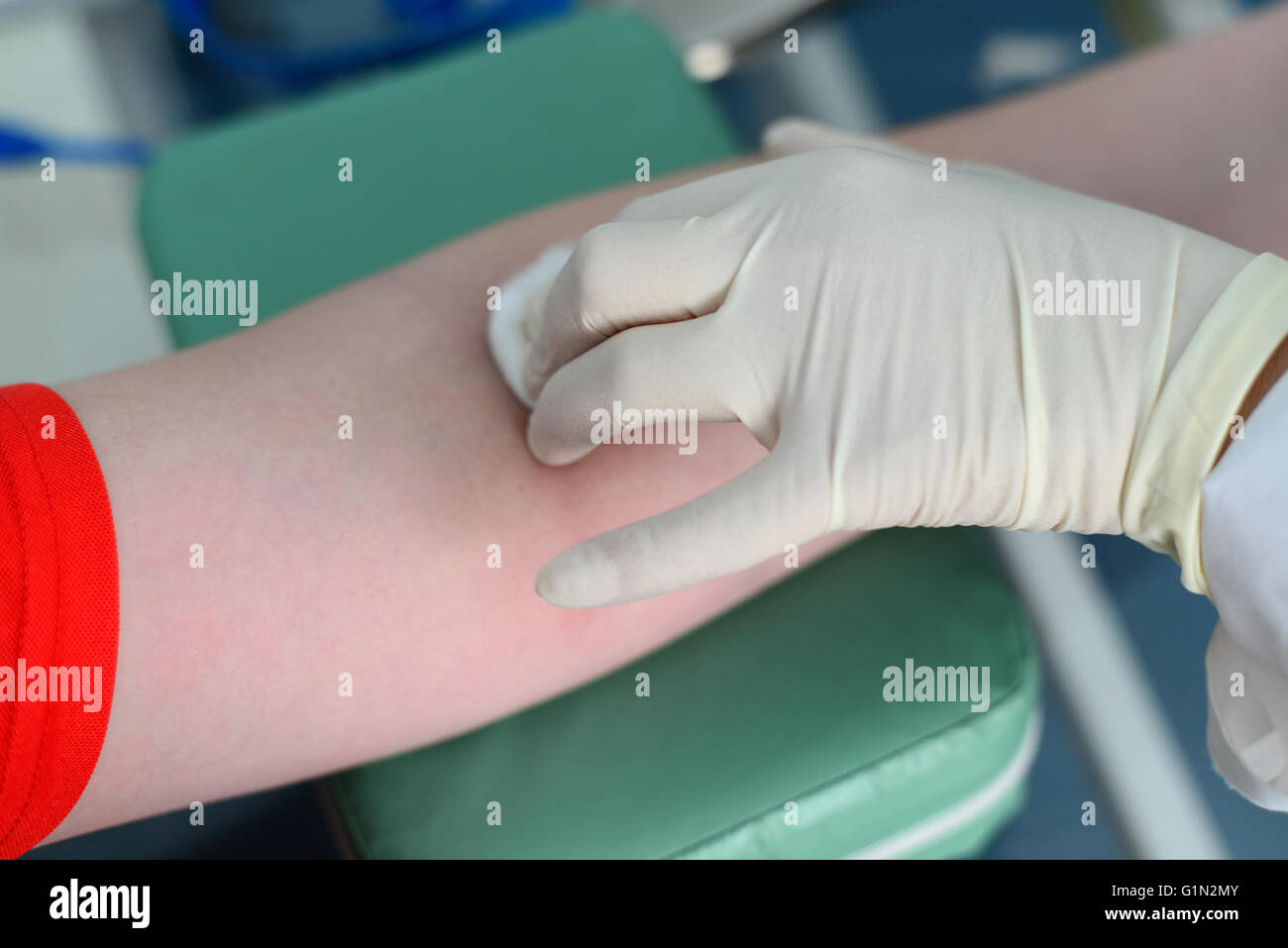 blood sample from a vein in child Stock Photo - Alamy