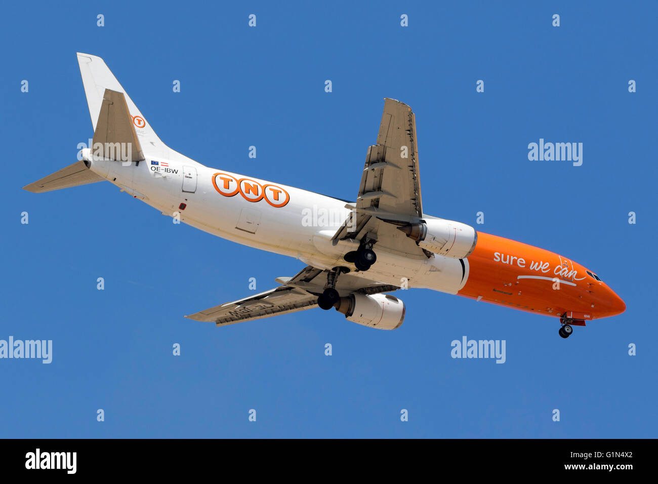 Tnt air cargo hi-res stock photography and images - Alamy