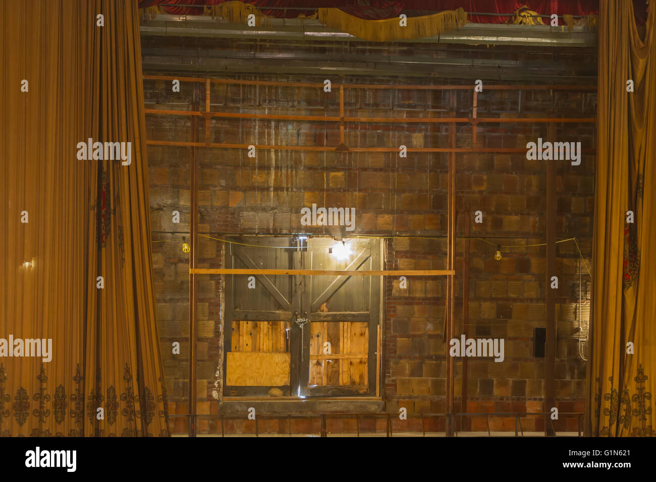 Vintage theater hi-res stock photography and images - Alamy