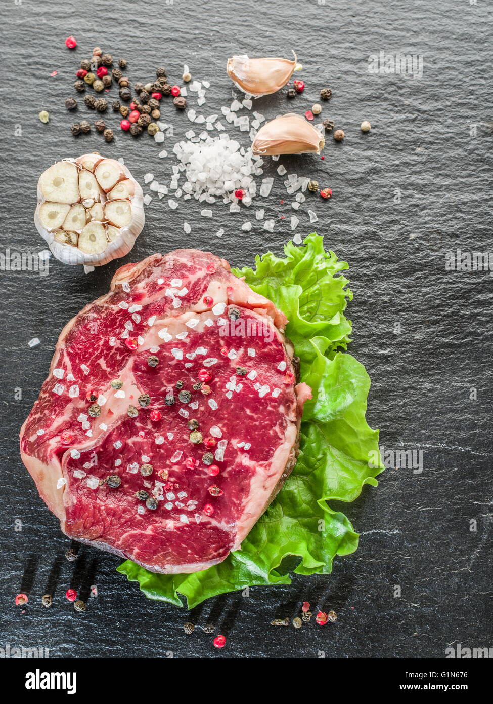 Black pepper beef rib hi-res stock photography and images - Alamy