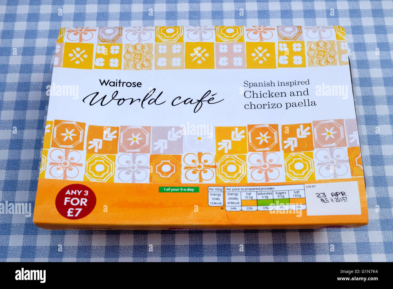 Supermarket chicken waitrose hi-res stock photography and images - Alamy