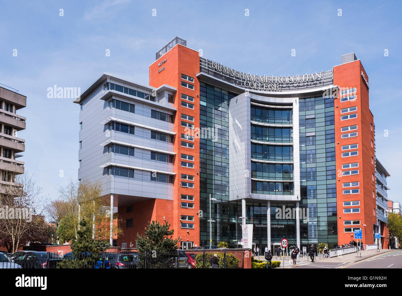 College campus birmingham hi-res stock photography and images - Alamy