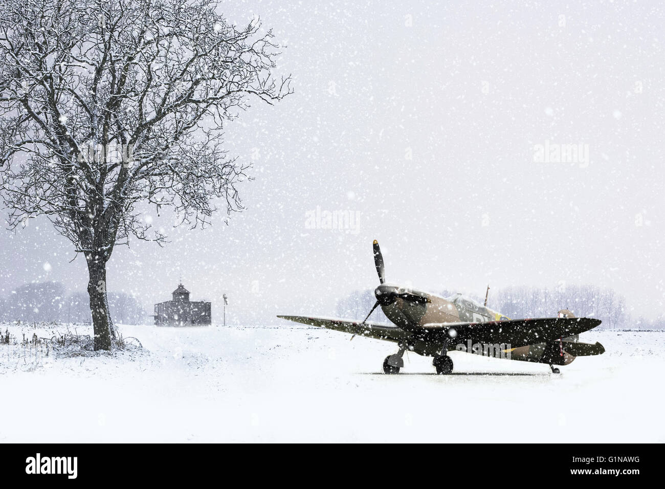 Spitfire mk1 hi-res stock photography and images - Alamy