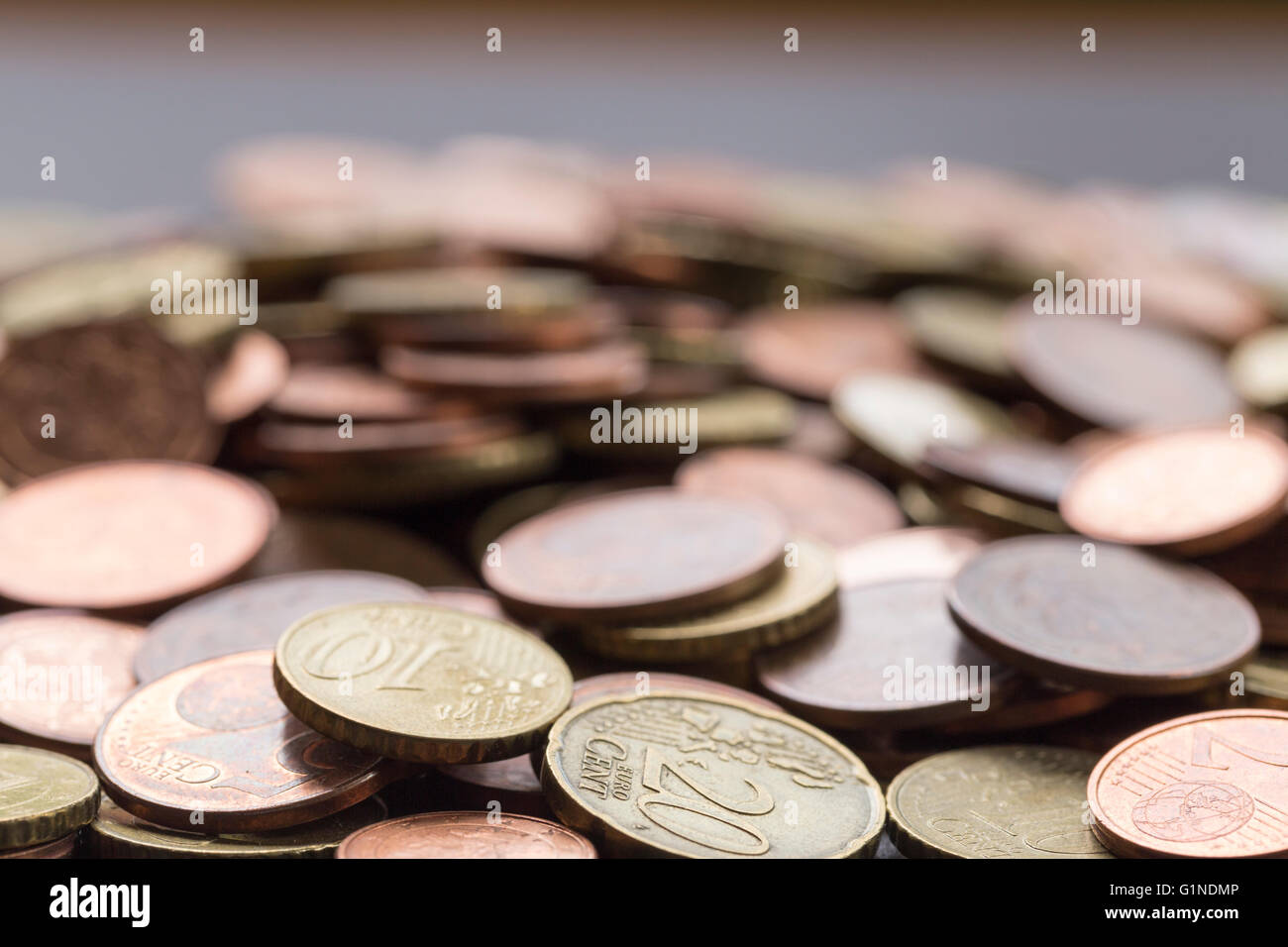 Coin papier hi-res stock photography and images - Alamy