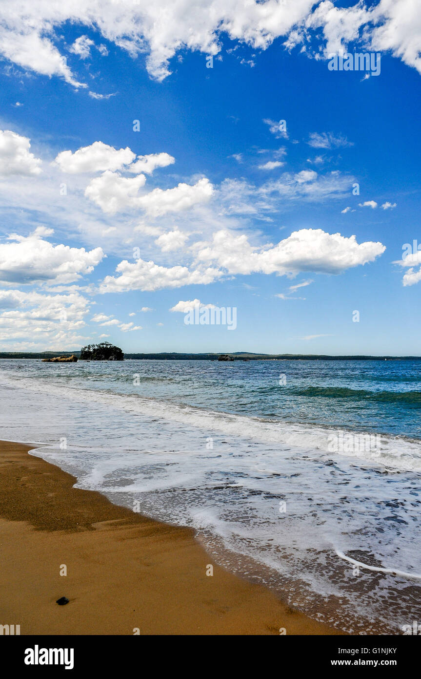 Australian beach in the height of Summer Stock Photo - Alamy