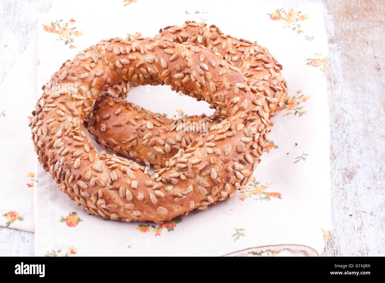 Turkish bagel simit Stock Photo - Alamy