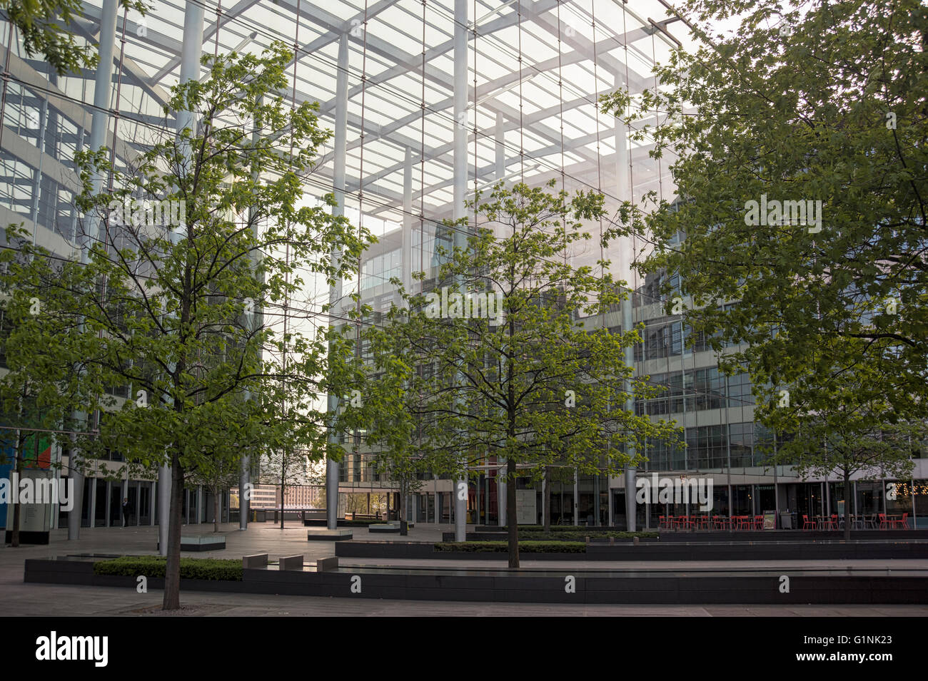 Modern tower place building hi-res stock photography and images - Alamy
