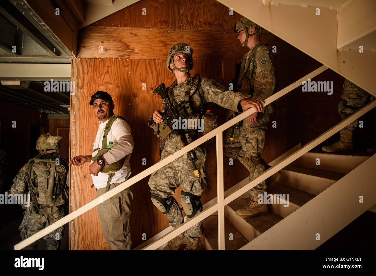 Fort Irwin, California, USA. 6th Aug, 2015. Paratroopers with the 2nd ...