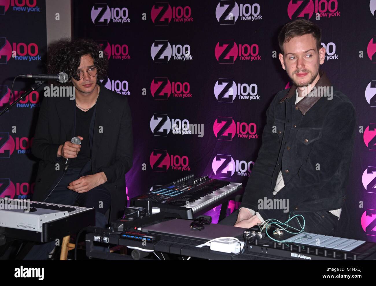 Matty healy red carpet hi-res stock photography and images - Alamy