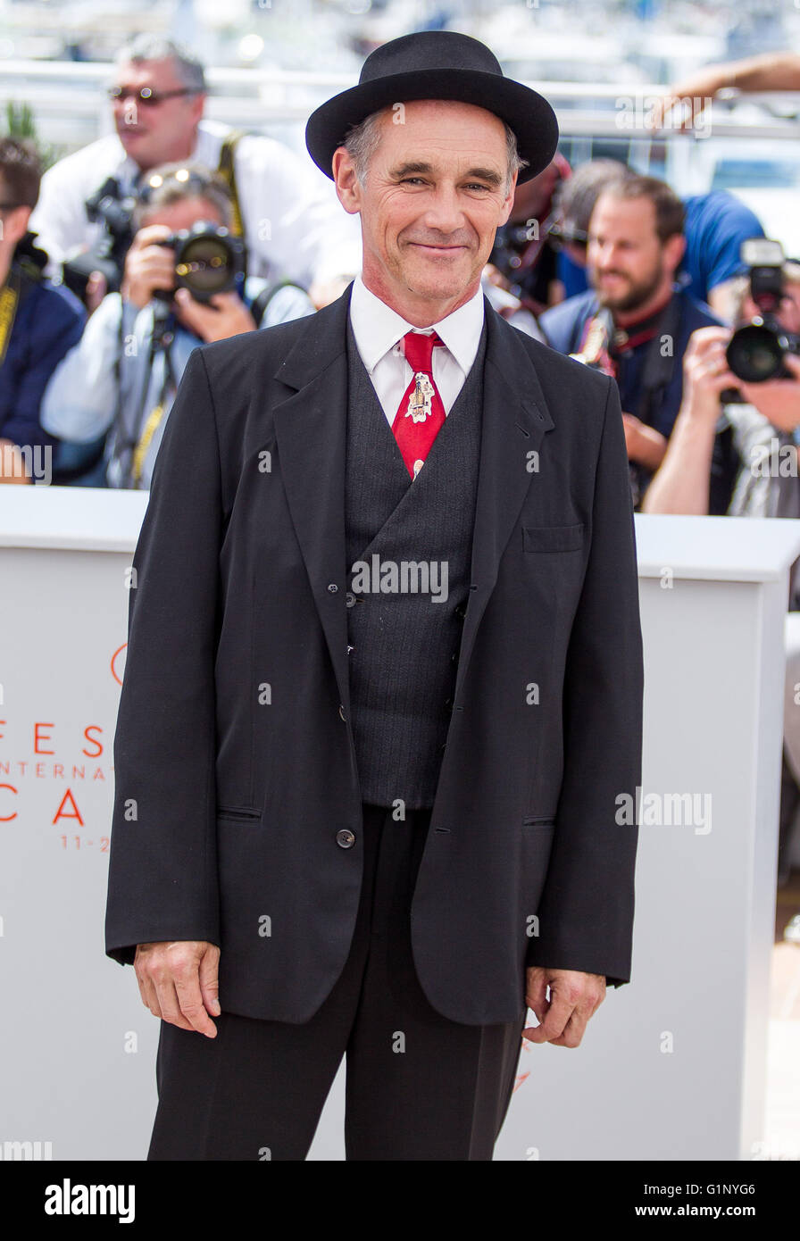 Cannes, France. 15th May, 2016. Mark Rylance Actor The Bfg, Photocall ...