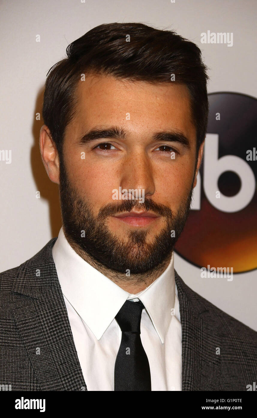 Josh bowman hi-res stock photography and images - Alamy