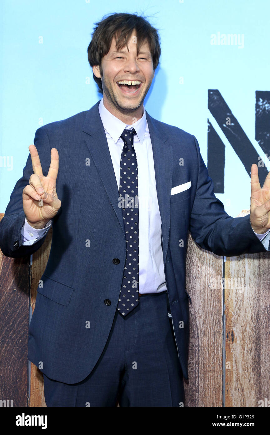 Ike Barinholtz attends the 'Neighbors 2: Sorority Rising' premiere at ...