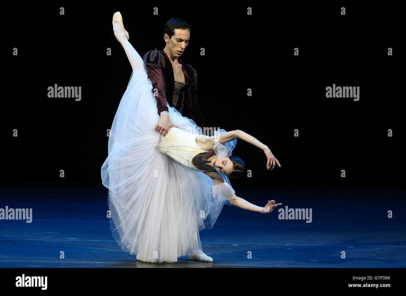 Giselle Ballet Bolshoi High Resolution Stock Photography and Images - Alamy