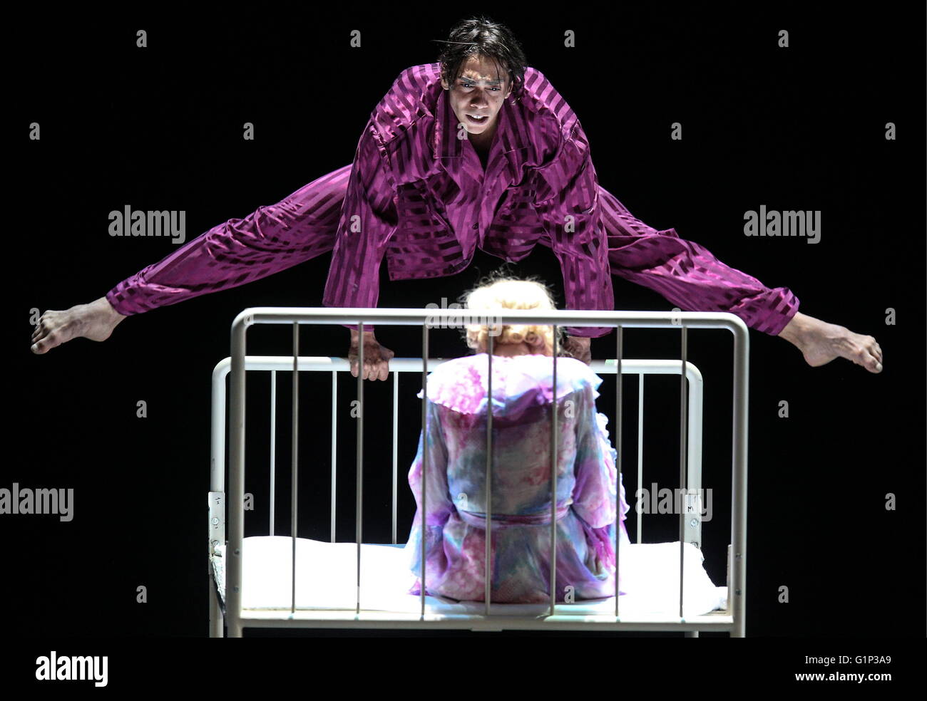 Jason Reilly High Resolution Stock Photography and Images - Alamy