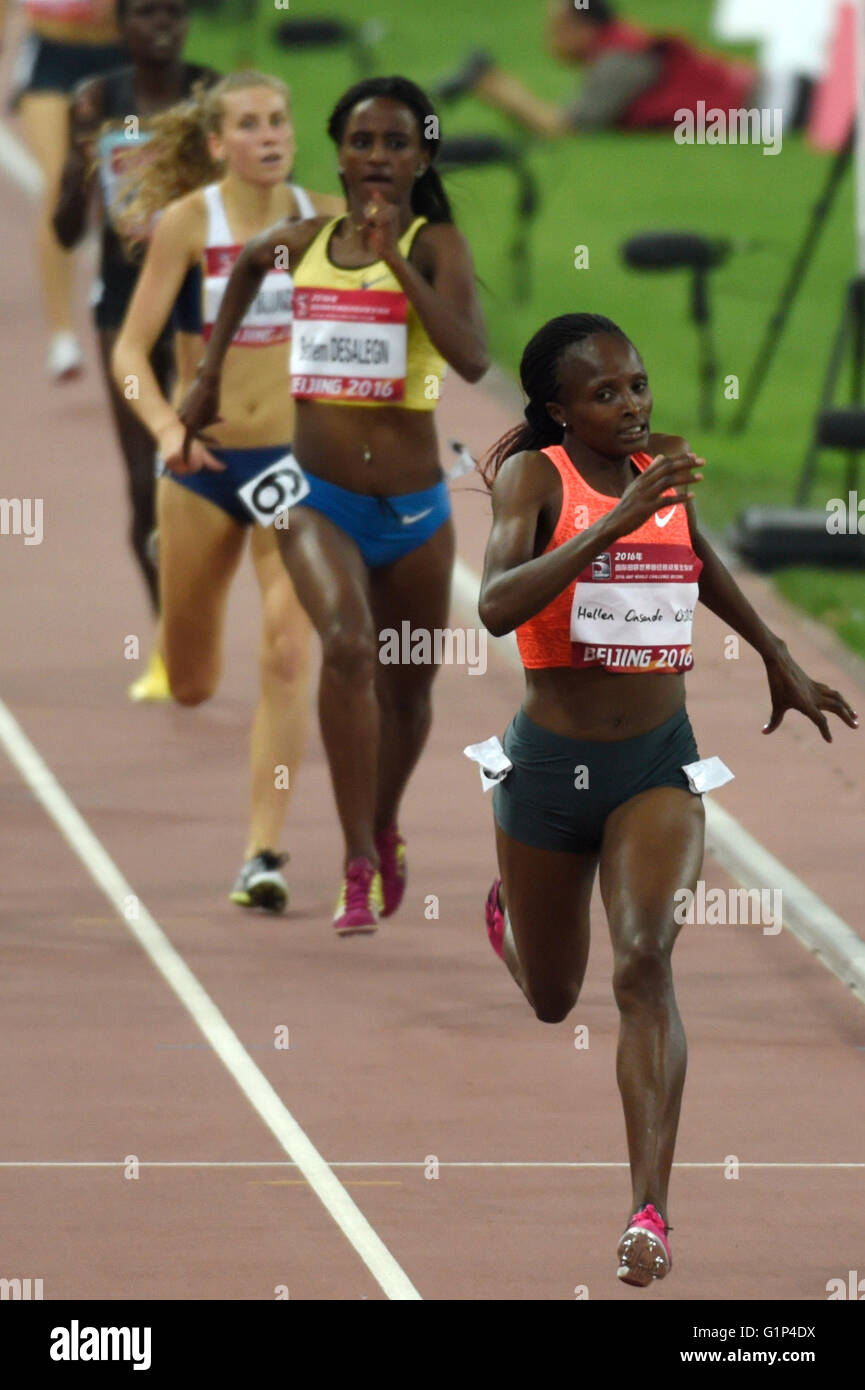 Beijing, China. 18th May, 2016. Hellen Onsando Obiri of Kenya (Front ...