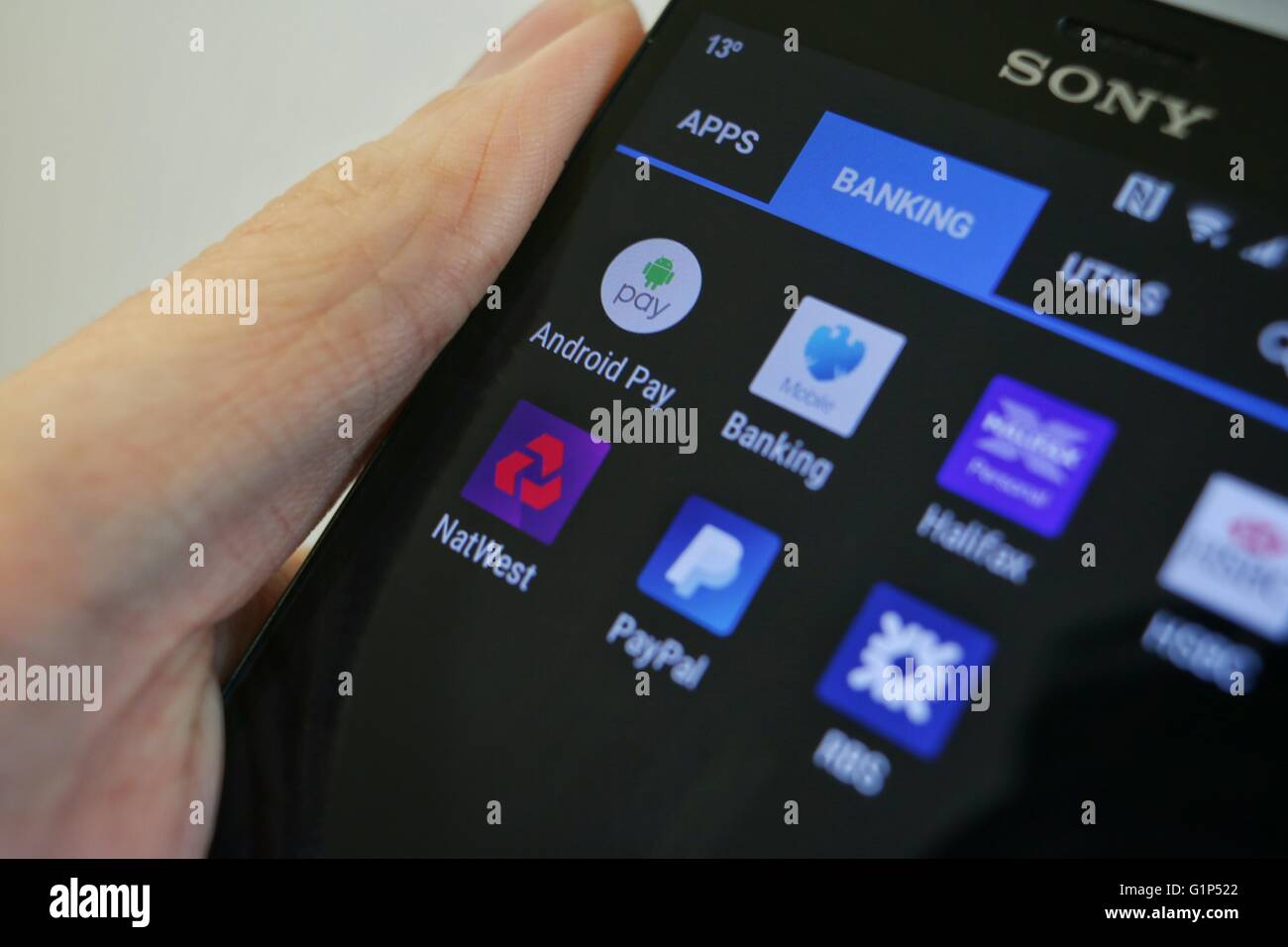 Android Pay and several UK banking apps installed on a Android phone ...
