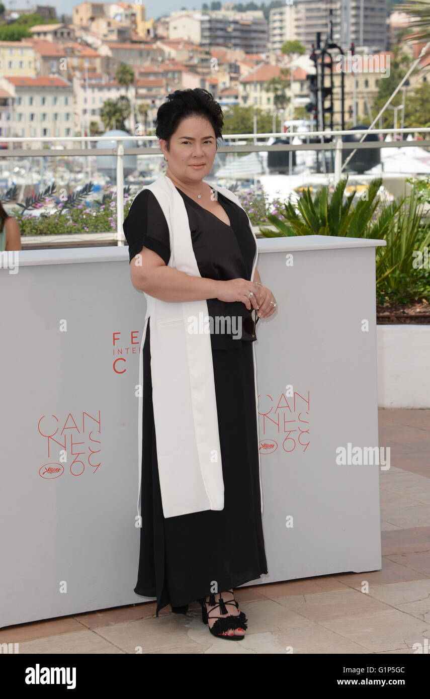 Cannes, France. 11th May, 2016. CANNES, FRANCE - MAY 18: Actress Jaclyn ...
