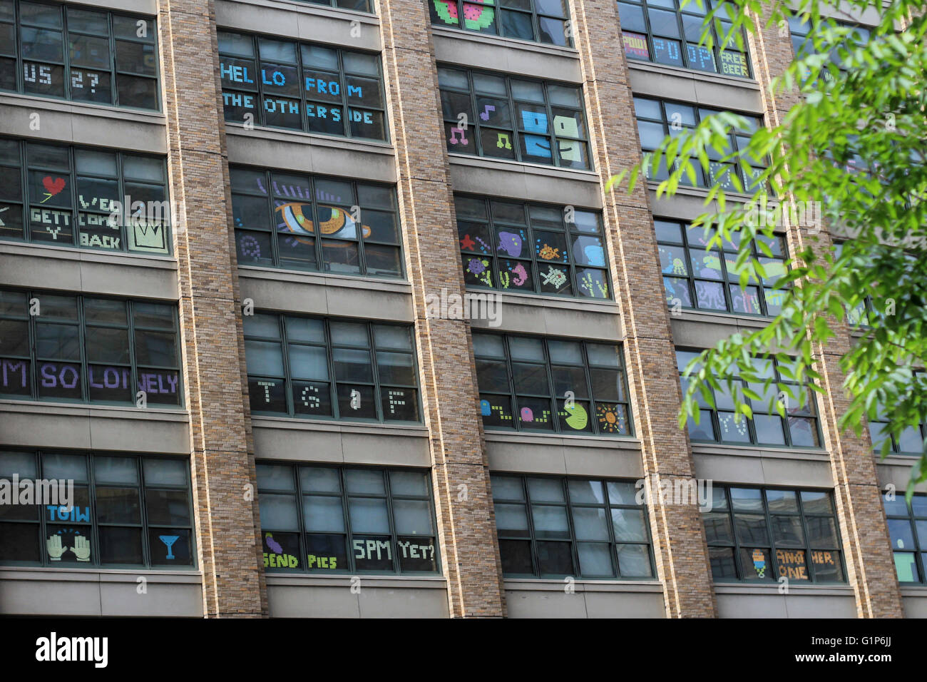 Post-it notes war breaks out in New York City Stock Photo - Alamy