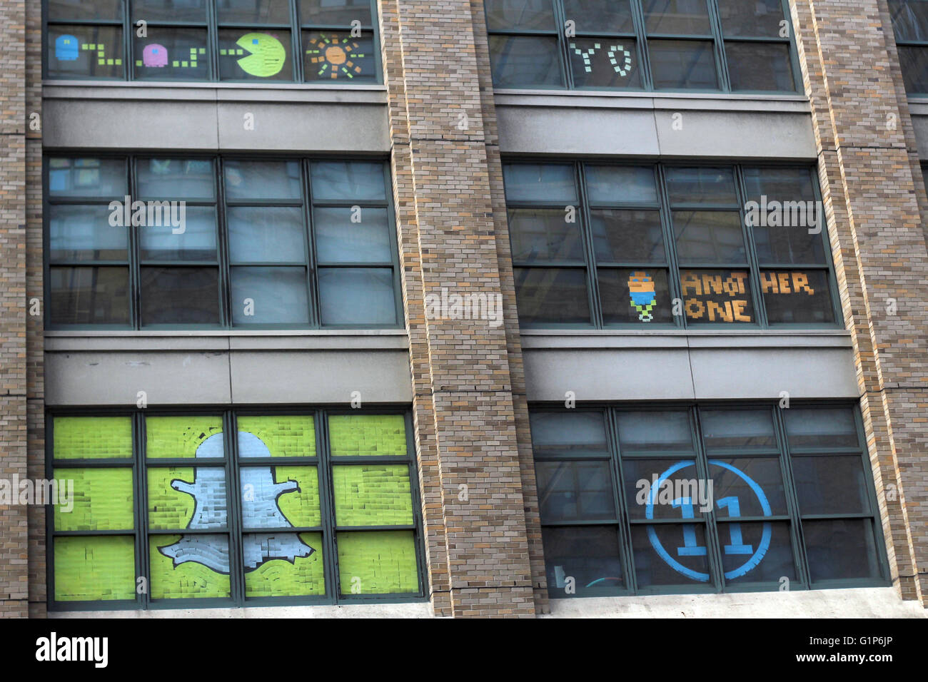 Post-it notes war breaks out in New York City Stock Photo - Alamy