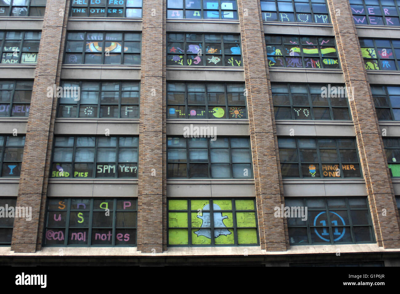 Post-it notes war breaks out in New York City Stock Photo - Alamy