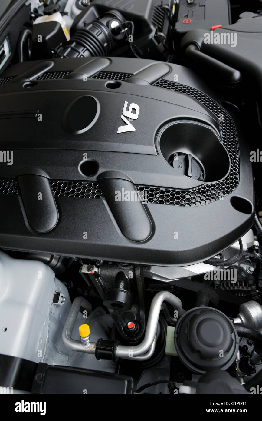 The powerful engine of the modern car Stock Photo - Alamy