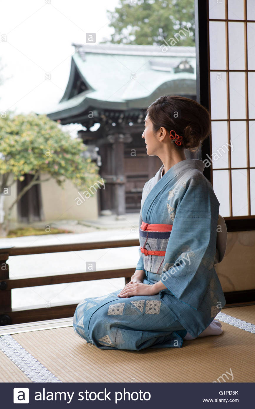 Young Woman In Kimono Sitting High Resolution Stock Photography and ...