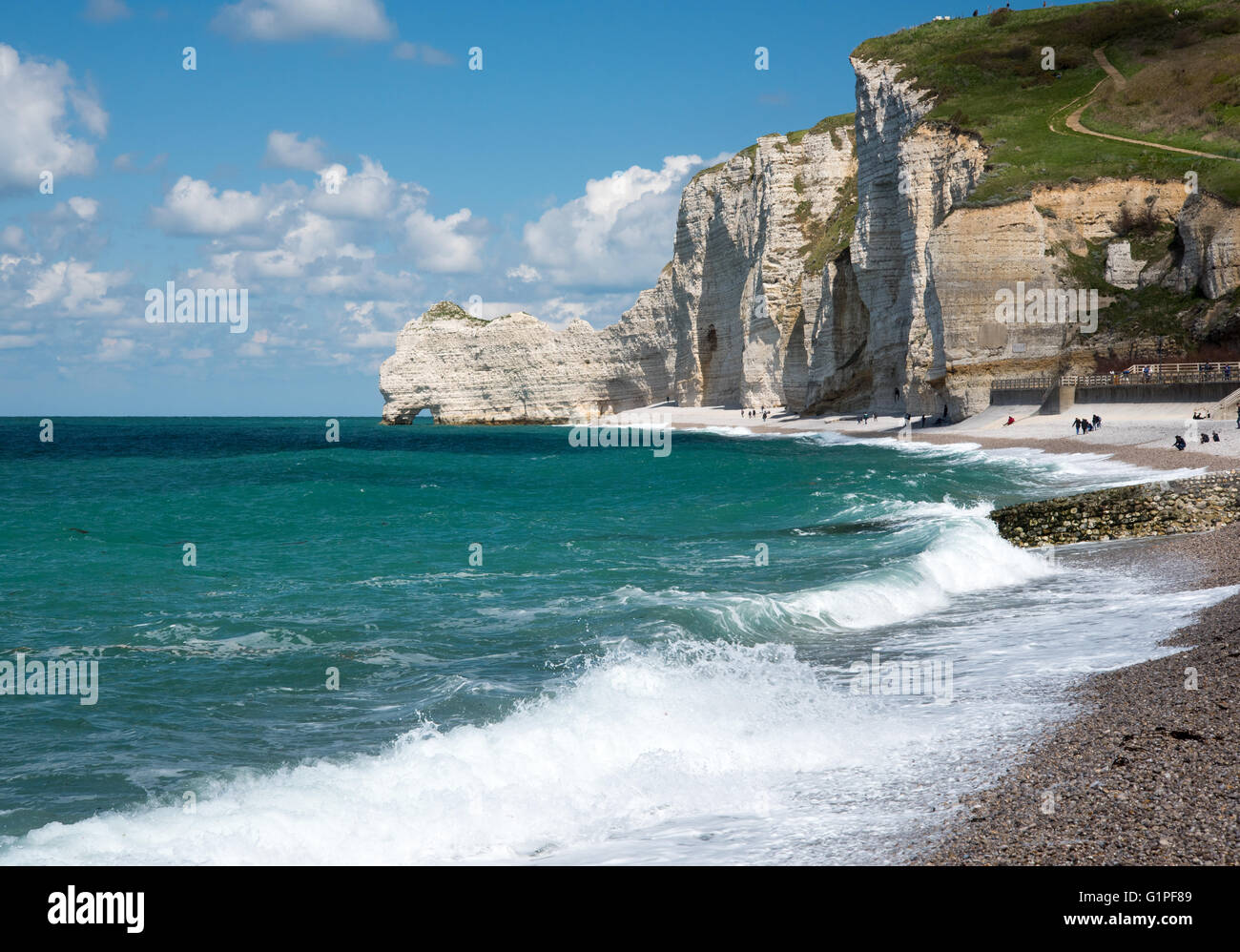 Falaise d'Amont cliff and Porte d'Amont natural arch, cliffs and rock ...