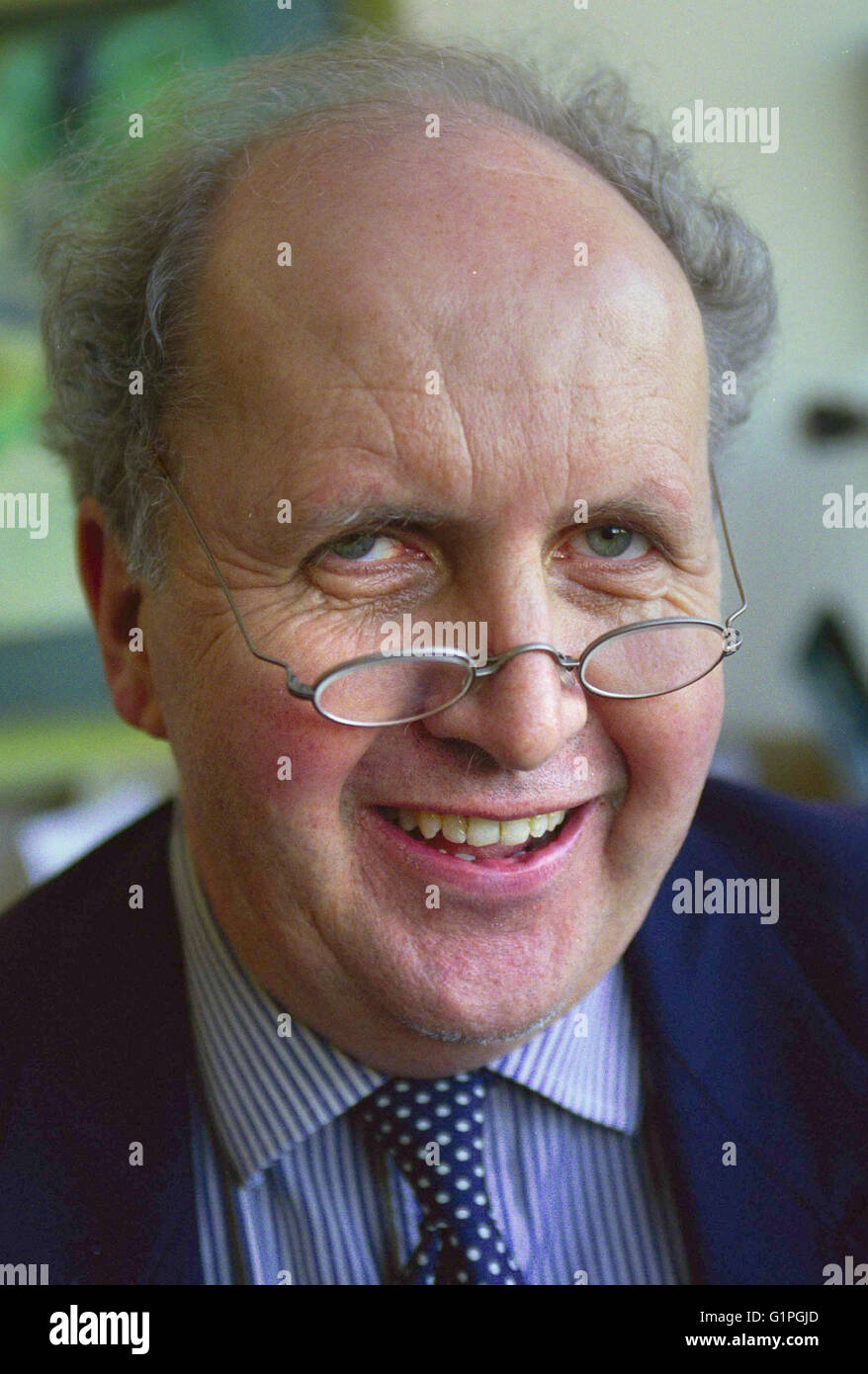 Novelist and musician alexander mccall smith Prof. Sandy McCall Smith ...