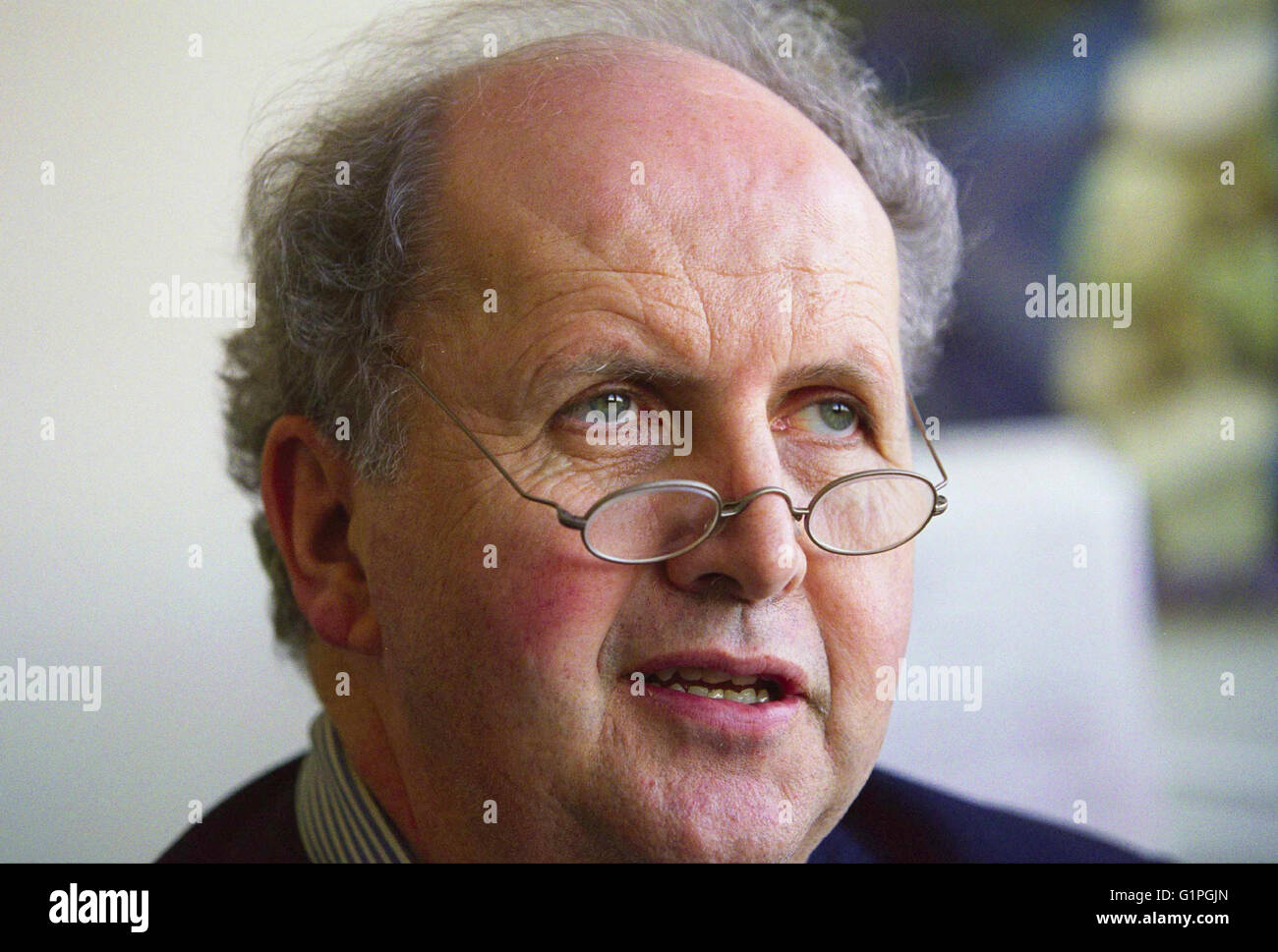 Novelist and musician alexander mccall smith Prof. Sandy McCall Smith ...