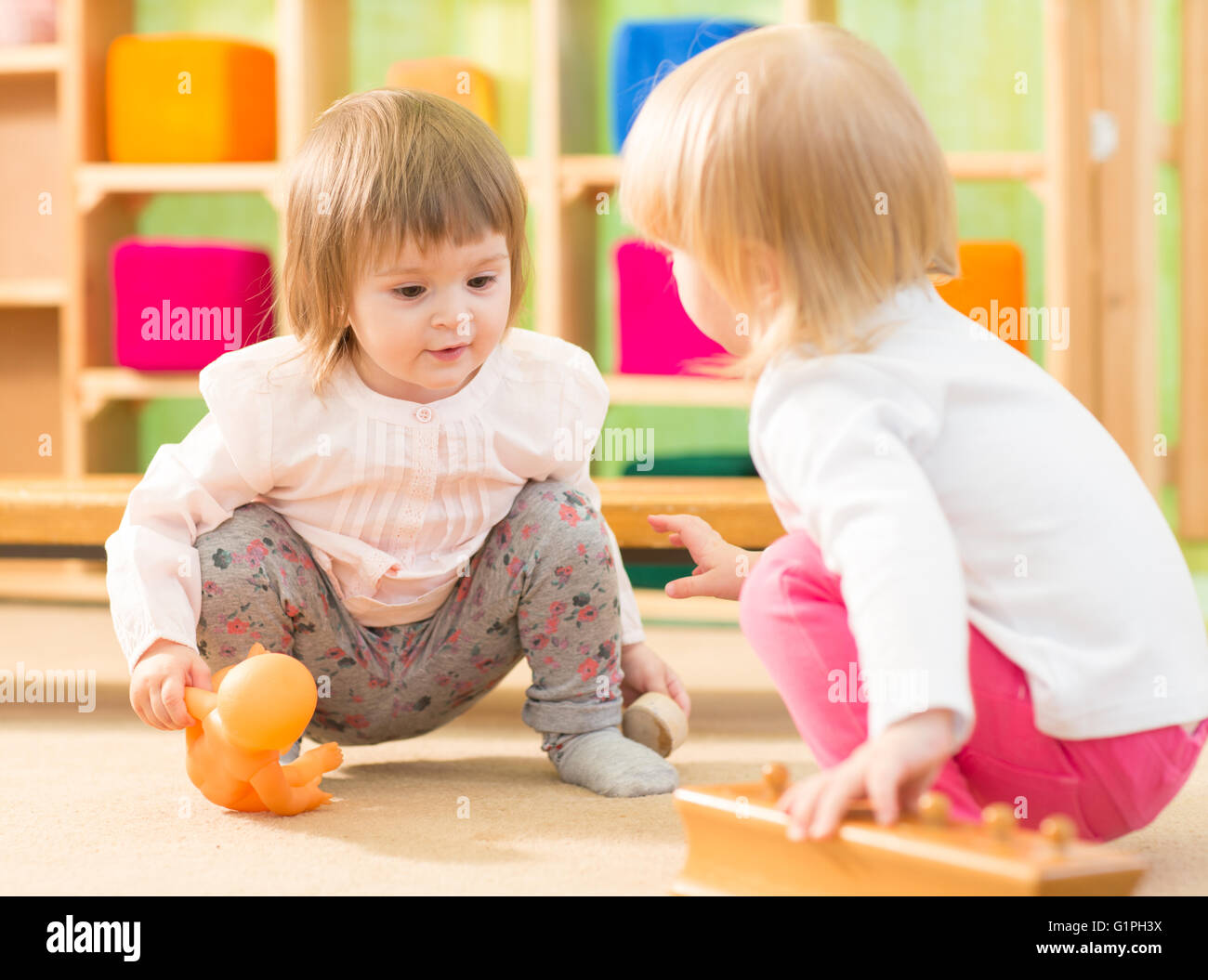 Two kids playing with hi-res stock photography and images - Alamy