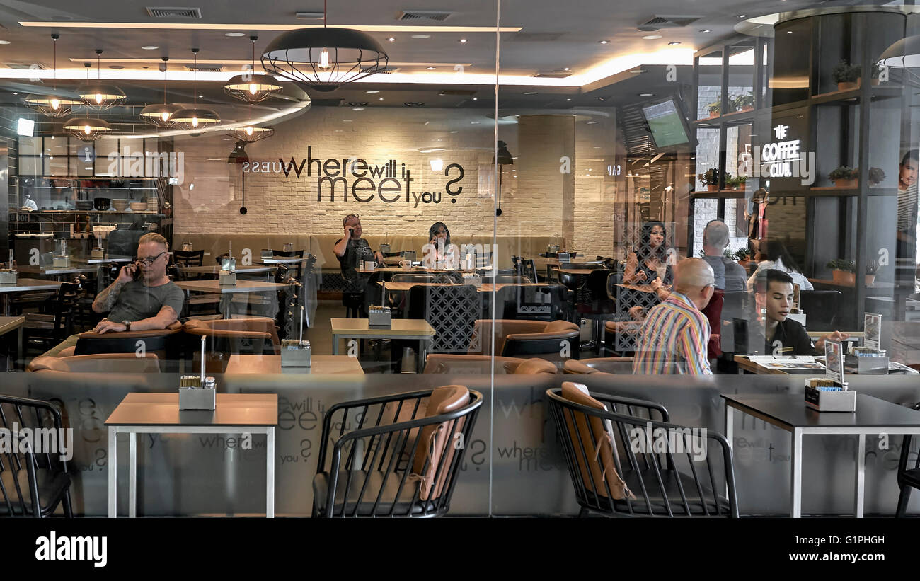 Meet at restaurant hi-res stock photography and images - Alamy