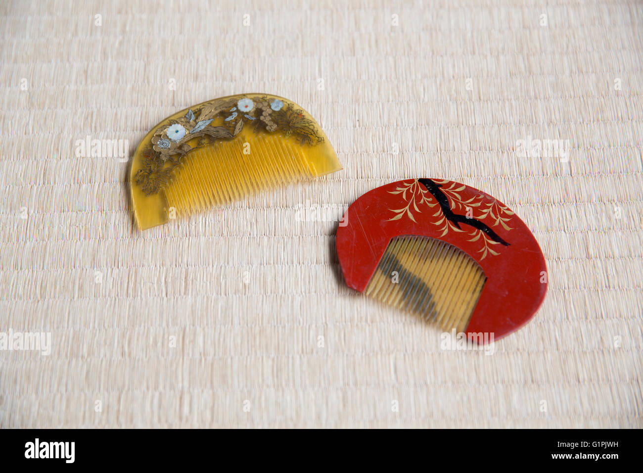 Japanese Hair Combs High Resolution Stock Photography and Images - Alamy