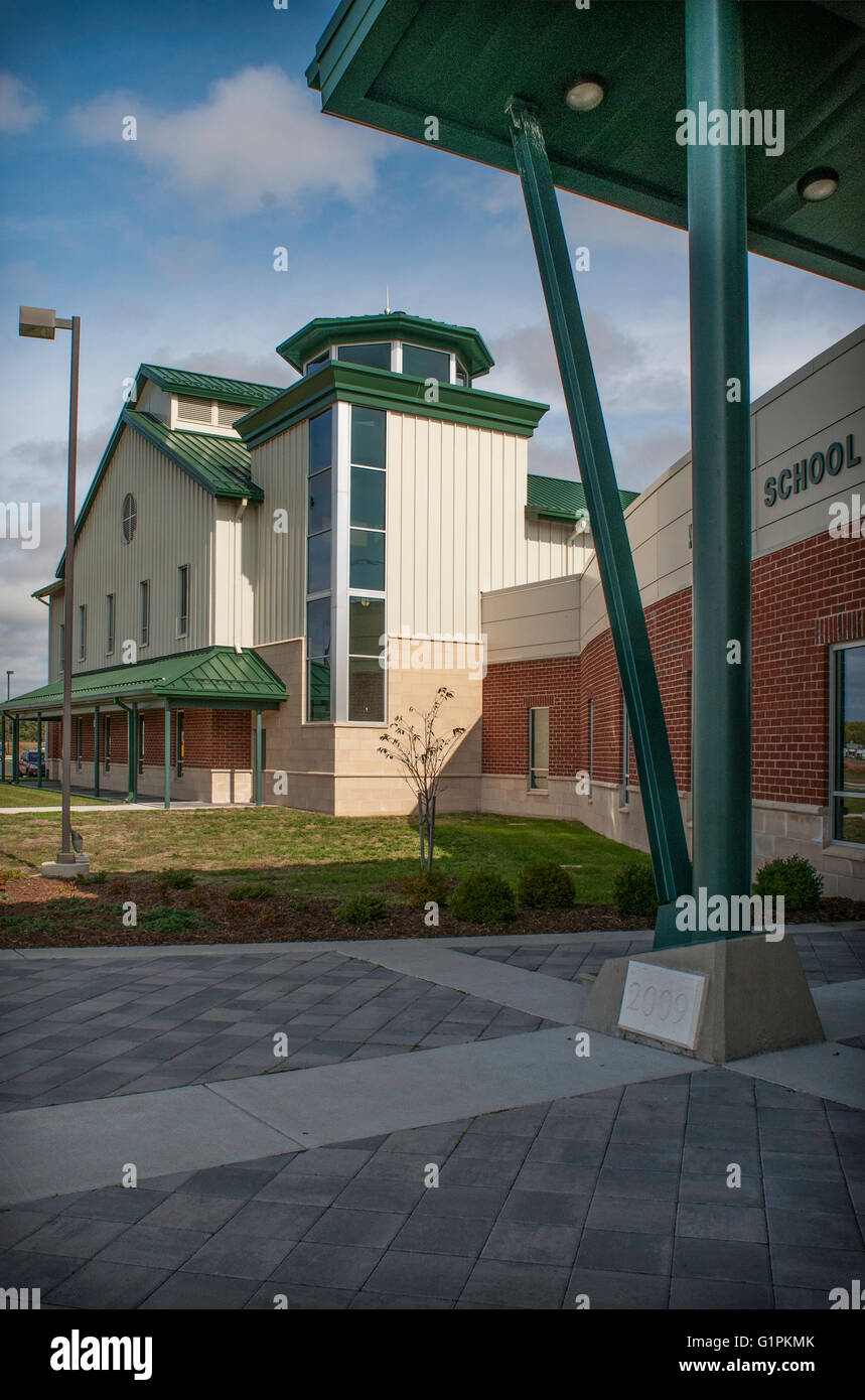 Architectural exteriors. School building Stock Photo - Alamy