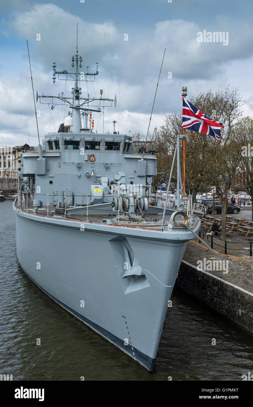 HMS Atherstone M38 a Hunt Class Mine Sweeper in Bristol Harbour Stock ...
