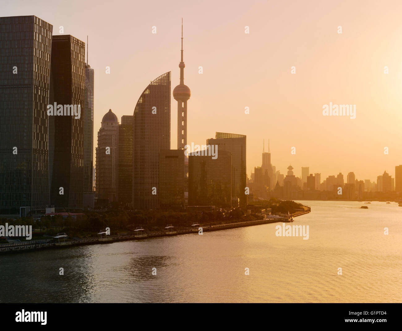 Beautiful sunset shanghai hi-res stock photography and images - Alamy